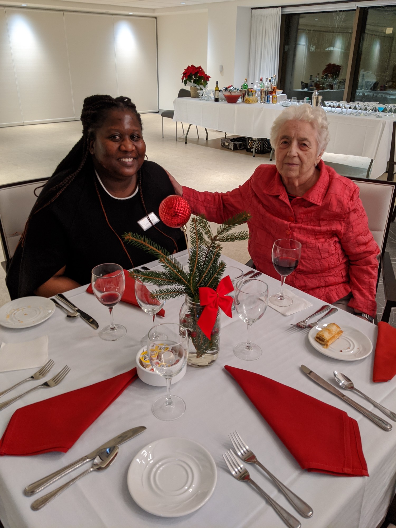 Senior Living Christmas Dinner 2019 | Presentation Manor